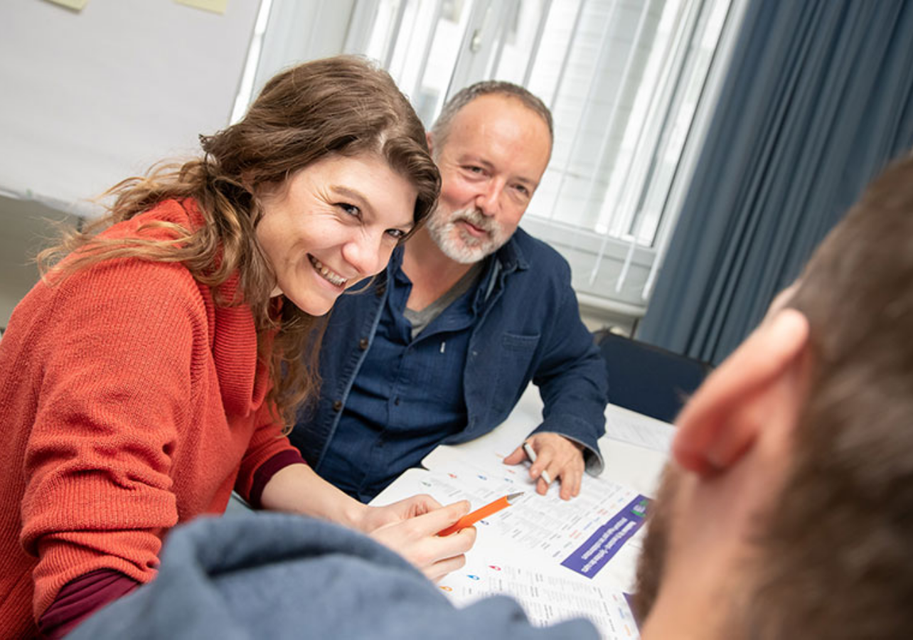 Métiers exercés à l'IMAD • imad - Aide et soins à domicile du canton de ...
